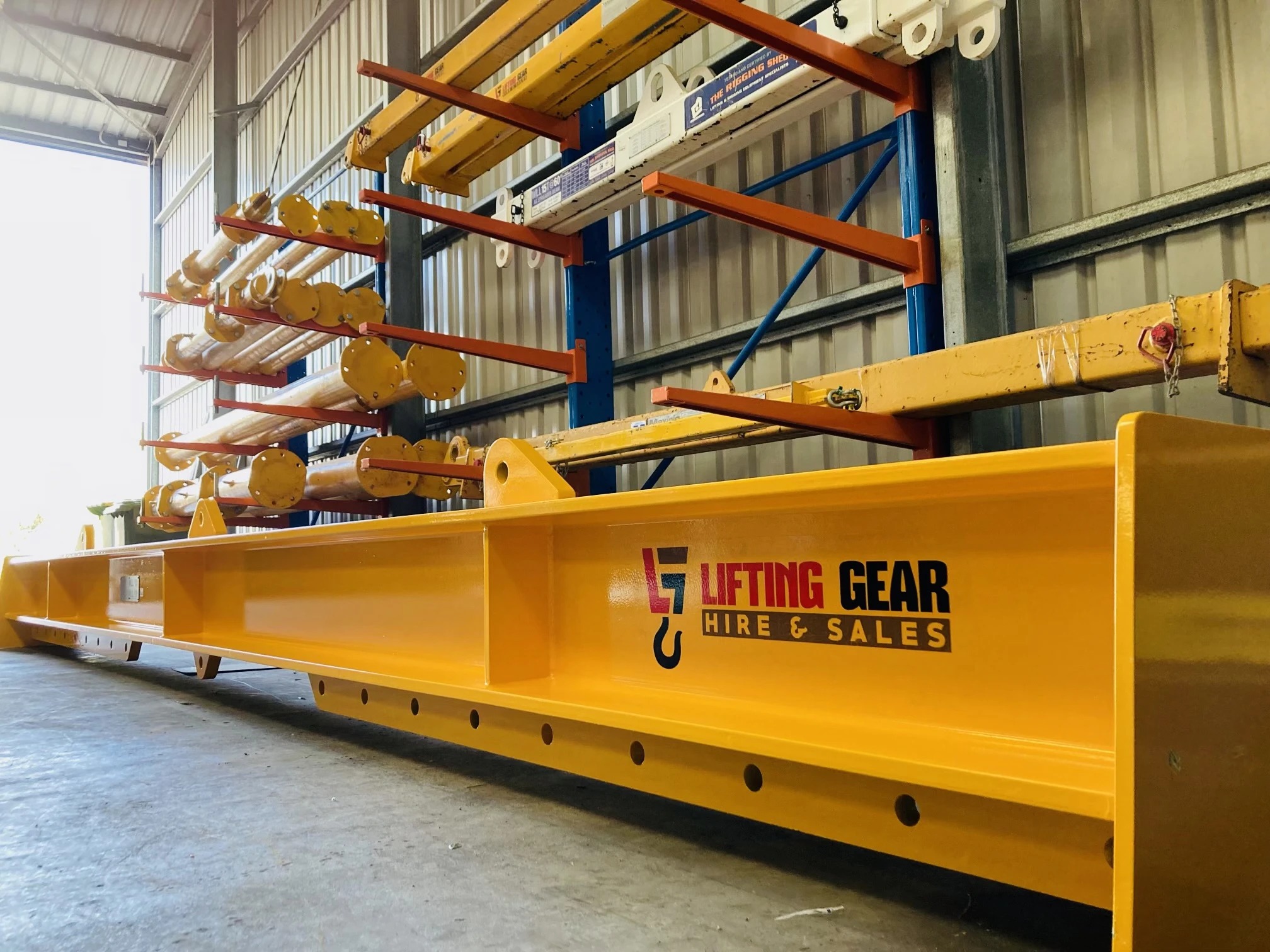 What Is the Difference Between a Lifting Beam and a Spreader Bar?